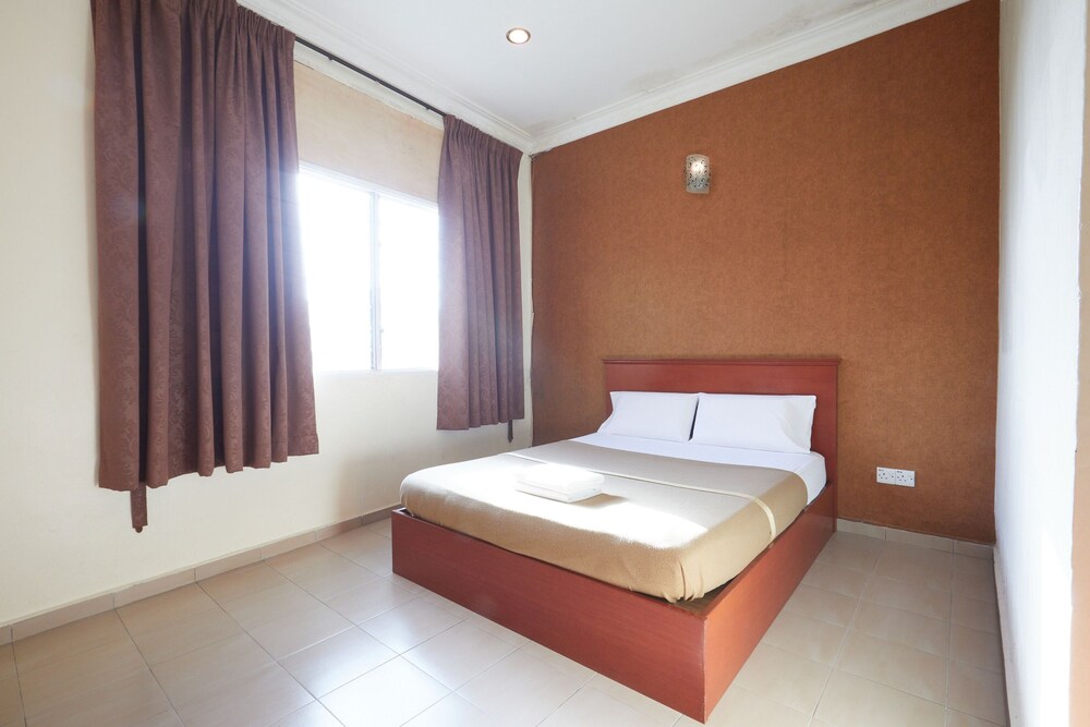 Gurney Inn in George Town | 2023 Updated prices, deals - Klook United ...
