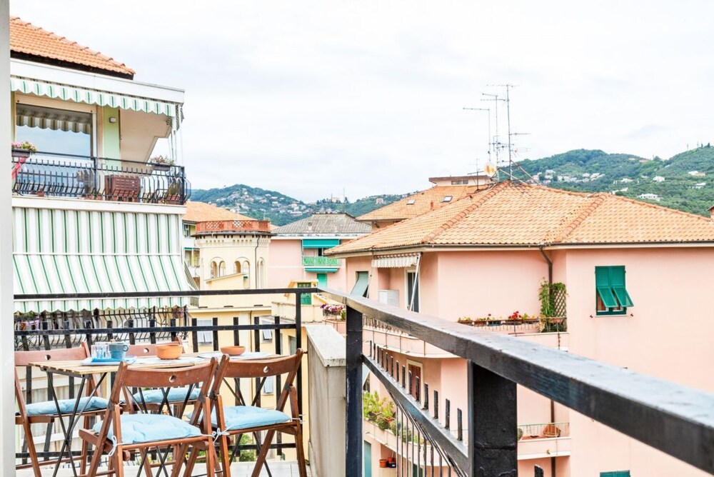 Chiavari Colorful Flat with Garage in Chiavari | 2025 Updated prices ...