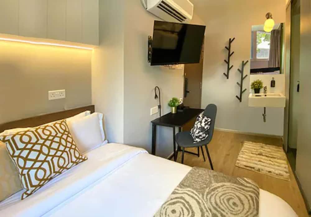 ST Signature Bugis Beach, SHORT OVERNIGHT, 12 hours: check in 7PM or ...