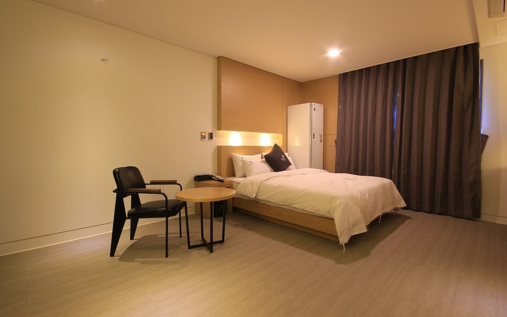 Jeonju Gyeongwondong The City Hotel in Jeollabuk-do | 2024 Updated ...