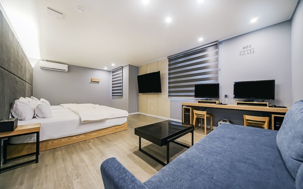 Pohang Sangdodong Hotel Palace in Pohang | 2023 Updated prices, deals ...