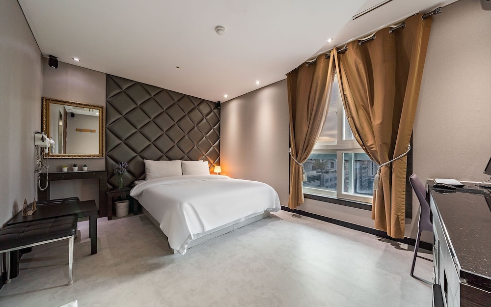 Dongtan Hotel Bella in Gyeonggi-do | 2023 Updated prices, deals - Klook ...