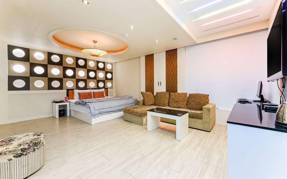 Yangsan Seoksan No in Gyeongsangnam-do | 2024 Updated prices, deals ...