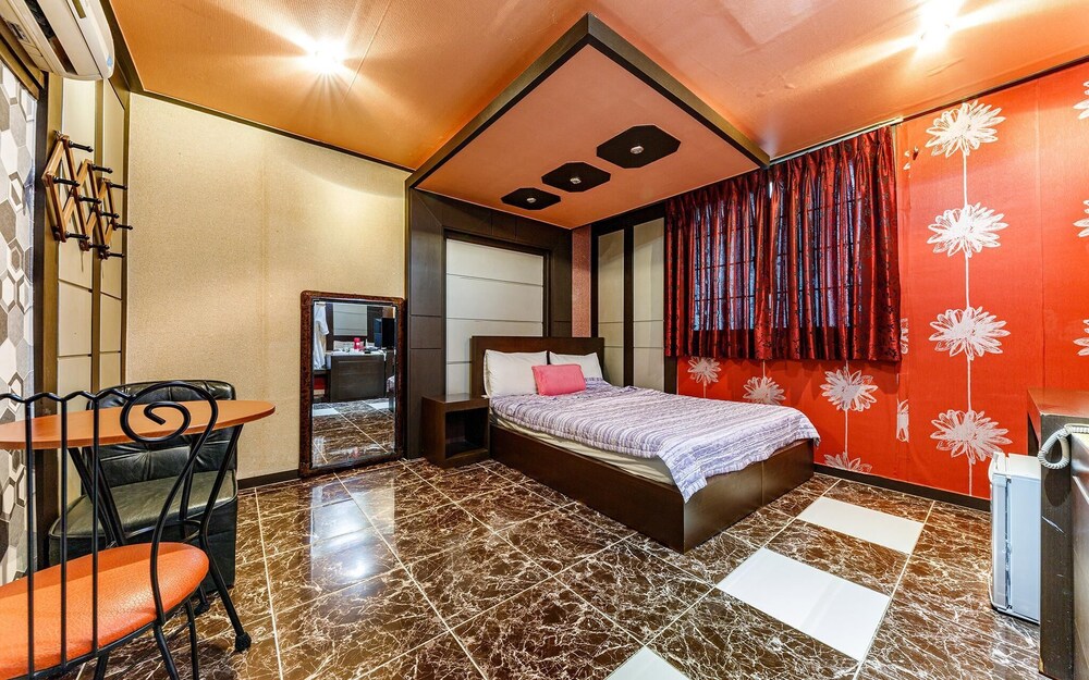 Uiryeong Venice in Gyeongsangnam-do | 2024 Updated prices, deals ...