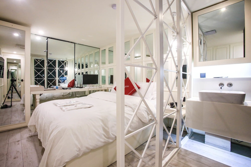 Shincheon Ban in Seoul | 2025 Updated prices, deals - Klook United States