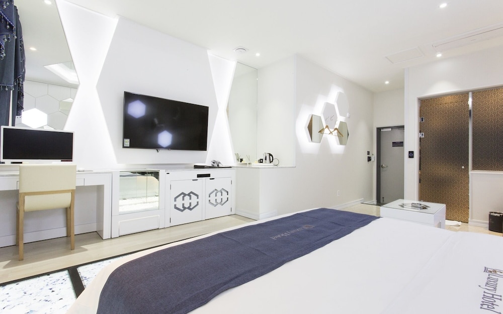 Jeongeup Luxury Self Check-in Motel in Jeollabuk-do | 2024 Updated ...