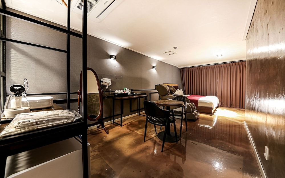 Gimje M Hotel in Jeollabuk-do | 2025 Updated prices, deals - Klook ...