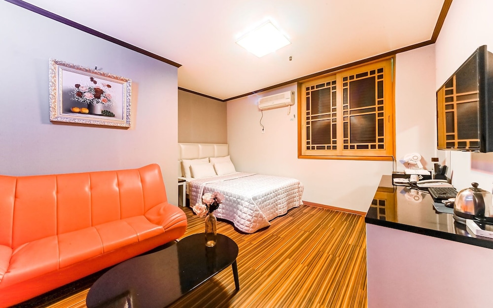 Busan Hadan Green Hill in Busan | 2023 Updated prices, deals - Klook ...