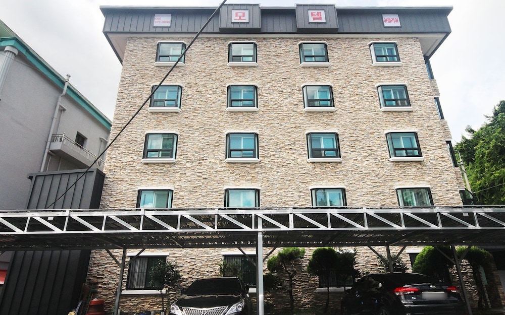 Uiryeong Azalea in Gyeongsangnam-do | 2024 Updated prices, deals ...