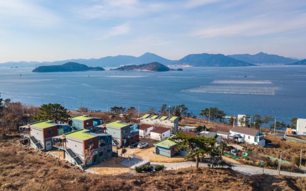 Geojedo Sea and Pool Villa in Geoje-si | 2025 Updated prices, deals ...