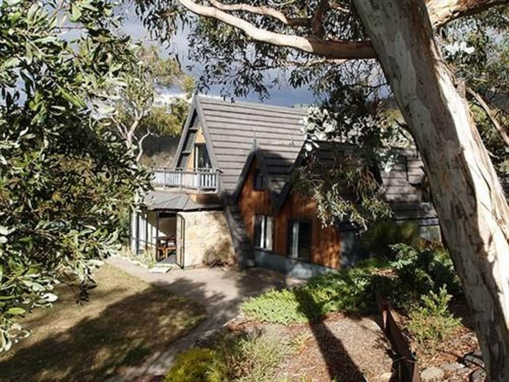 Habitat Chalet in Snowy Monaro Regional Council | 2023 Updated prices ...