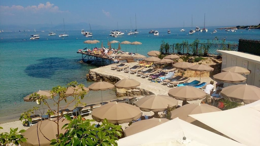 Hôtel du Levant in Antibes | 2023 Updated prices, deals - Klook United ...