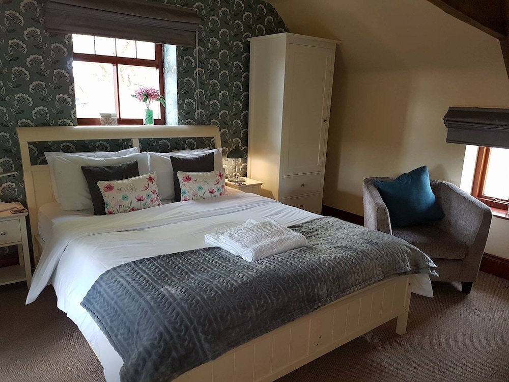 The Dovecote Inn in | 2023 Updated prices, deals - Klook United States