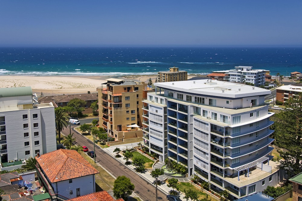 Sandy Cove Apartments in Central Coast | 2024 Updated prices, deals ...