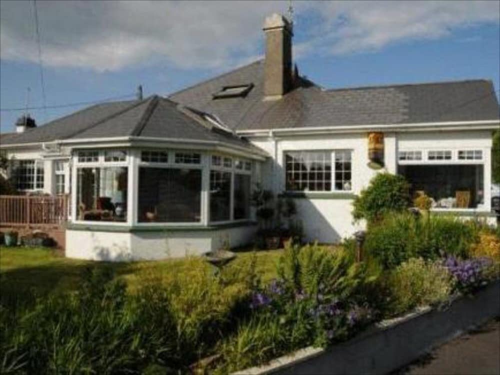 Cloneen in Waterford City Metropolitan District | 2024 Updated prices ...