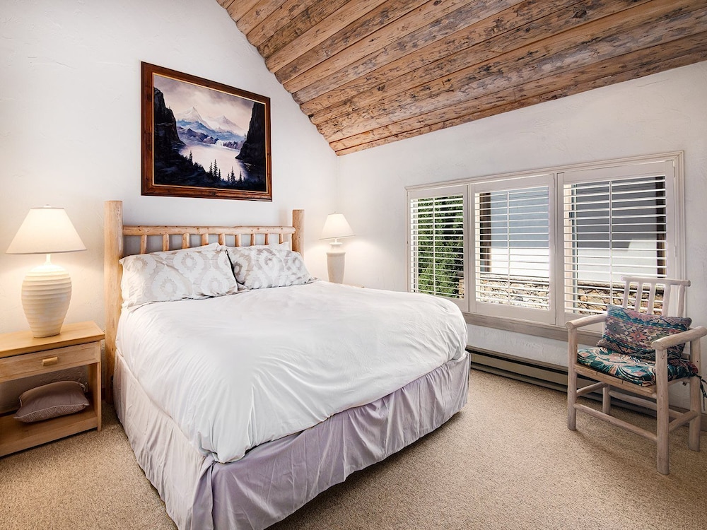 Vail Village Inn in | 2025 Updated prices, deals - Klook United States