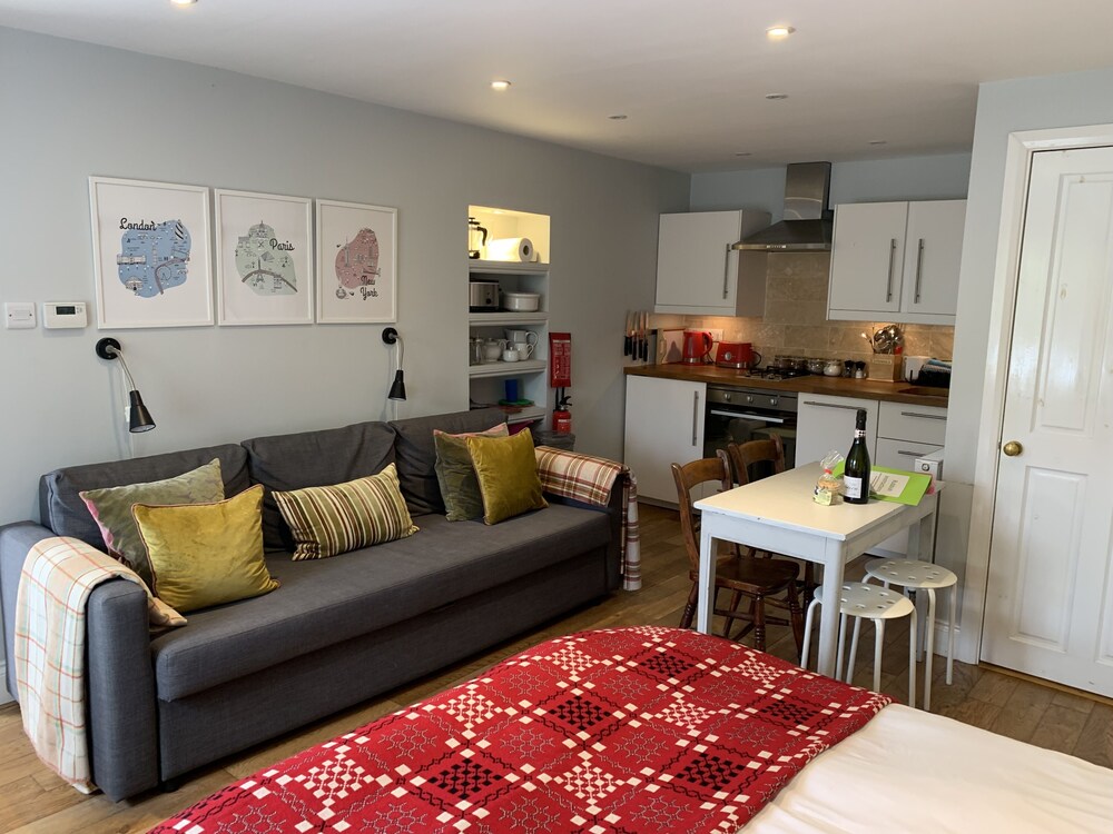 Cosy Studio Flat in | 2024 Updated prices, deals - Klook United States