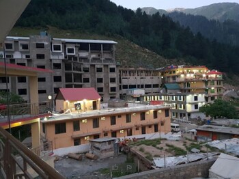 The Landmark Hotel Naran in | 2024 Updated prices, deals - Klook United ...