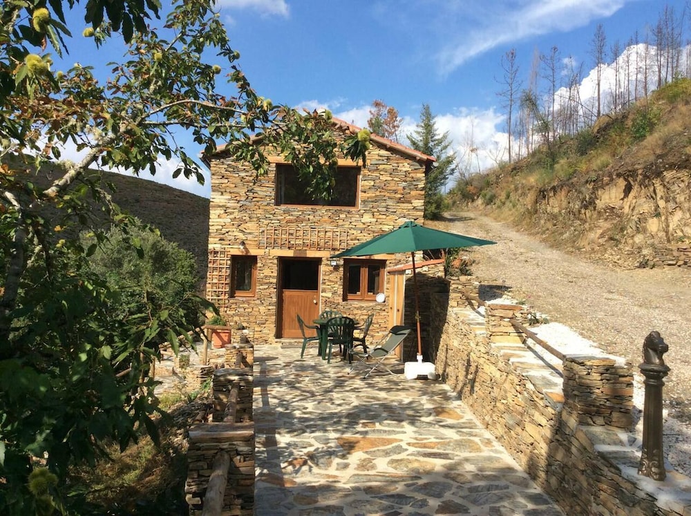 Casa de Lord Syd, Quinta da Baralha Chestnut in Pinhal Interior Norte ...