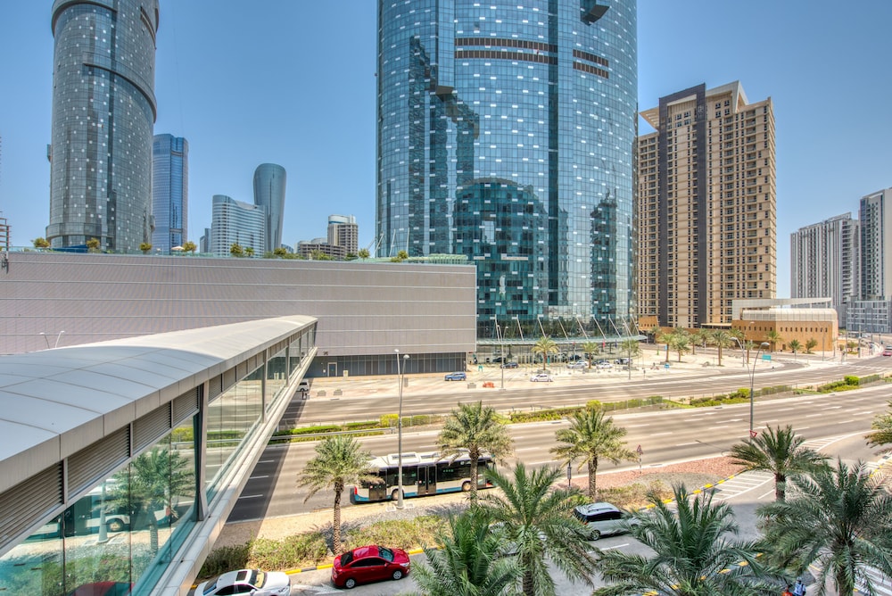 Capital Living On Reem: The Arc Towers in Abu Dhabi | 2025 Updated ...