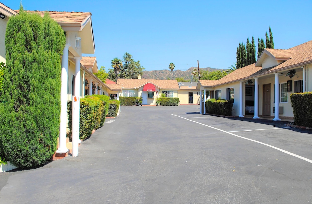 Rose Bowl Motel in Los Angeles | 2025 Updated prices, deals - Klook ...