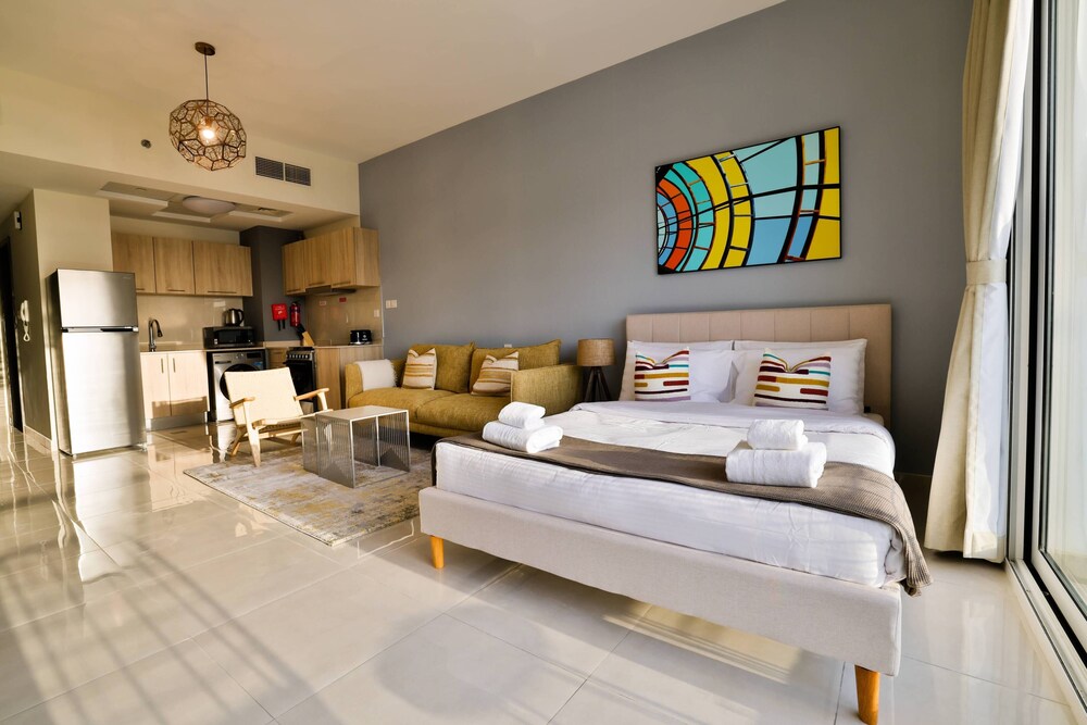 Stunning Studio near Downtown Dubai in Dubai | 2025 Updated prices ...
