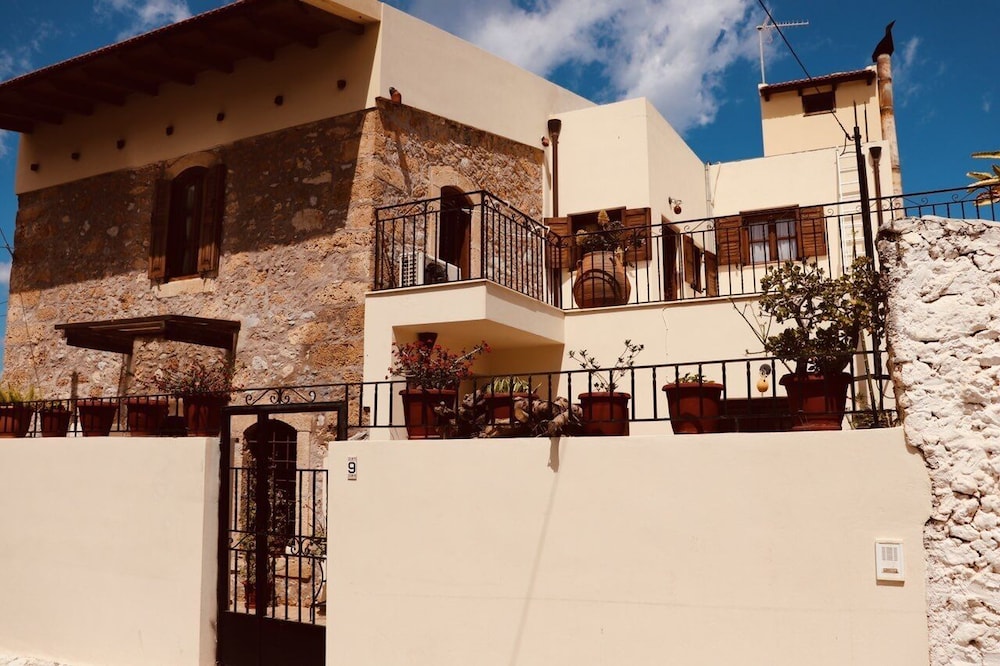 Malia Traditional House in Chersonisos Municipality | 2024 Updated ...