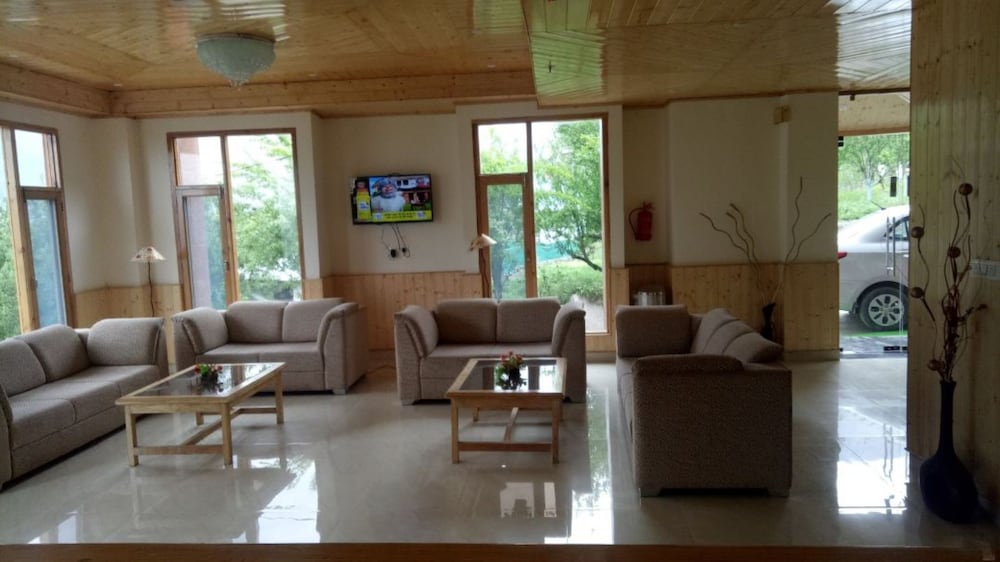 Goroomgo Mars Resort Manali in Kullu | 2024 Updated prices, deals ...