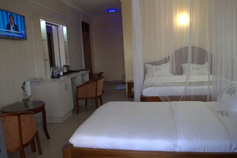 Two Oceans Hotel-Voi in Coastal Kenya | 2024 Updated prices, deals ...