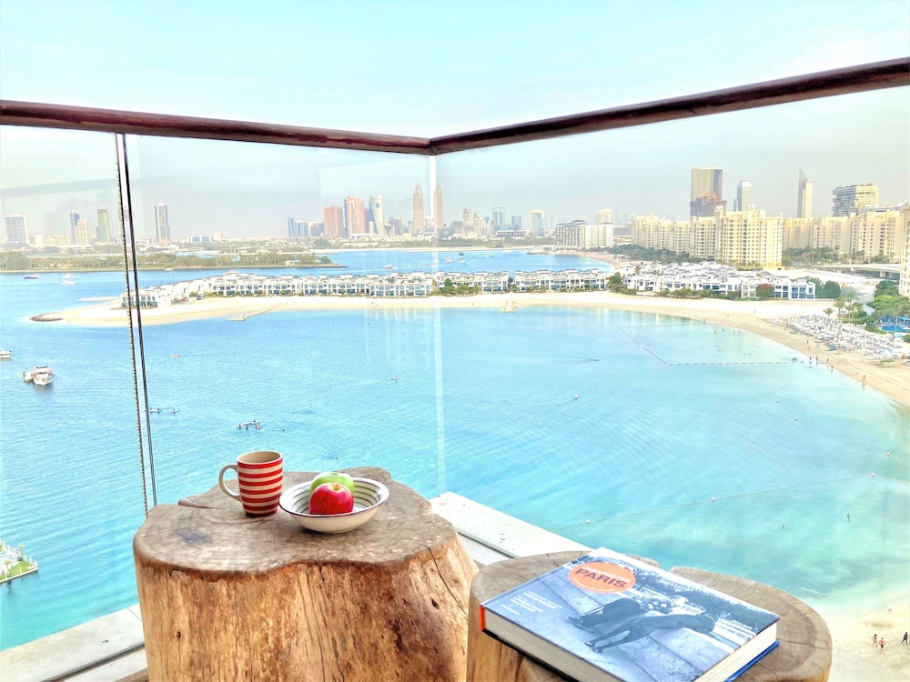 Ultimate Luxury Palm Jumeirah -Tiara Beach access in Dubai | 2024 ...
