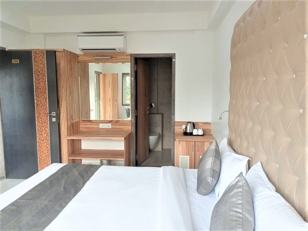 Nakshatra Resort in Satara | 2025 Updated prices, deals - Klook ...