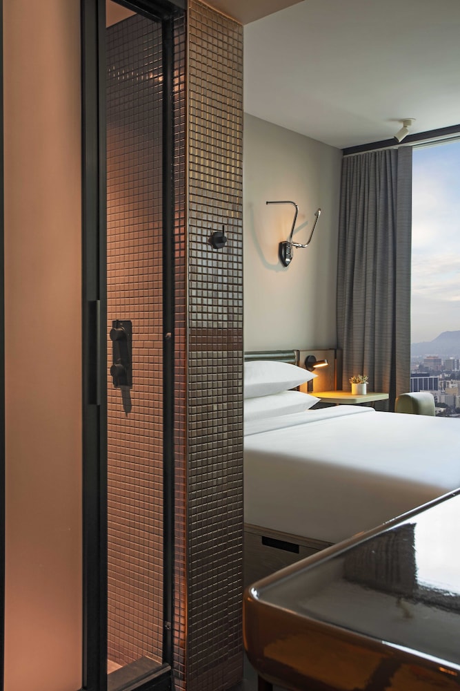 Moxy Downtown Los Angeles in Los Angeles | 2025 Updated prices, deals ...