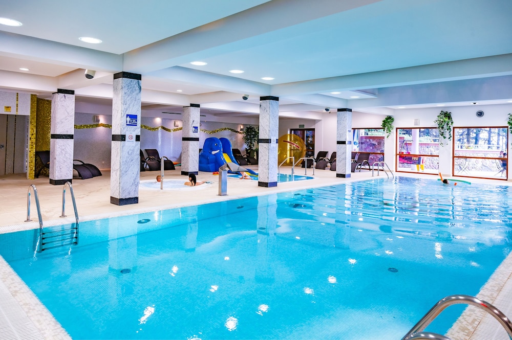 Hotel Robert's Port in powiat mrągowski | 2025 Updated prices, deals ...