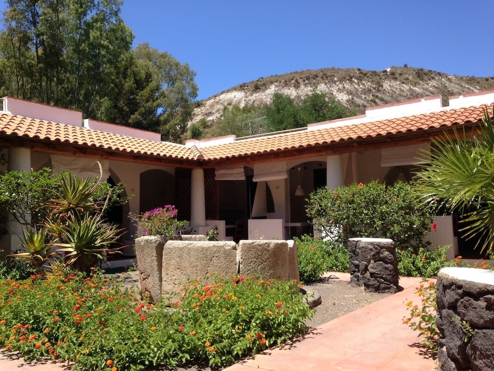 Vulcano Terme Residence in Lipari | 2025 Updated prices, deals - Klook ...
