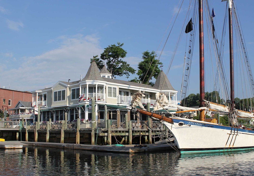 Grand Harbor Inn in | 2023 Updated prices, deals - Klook United States