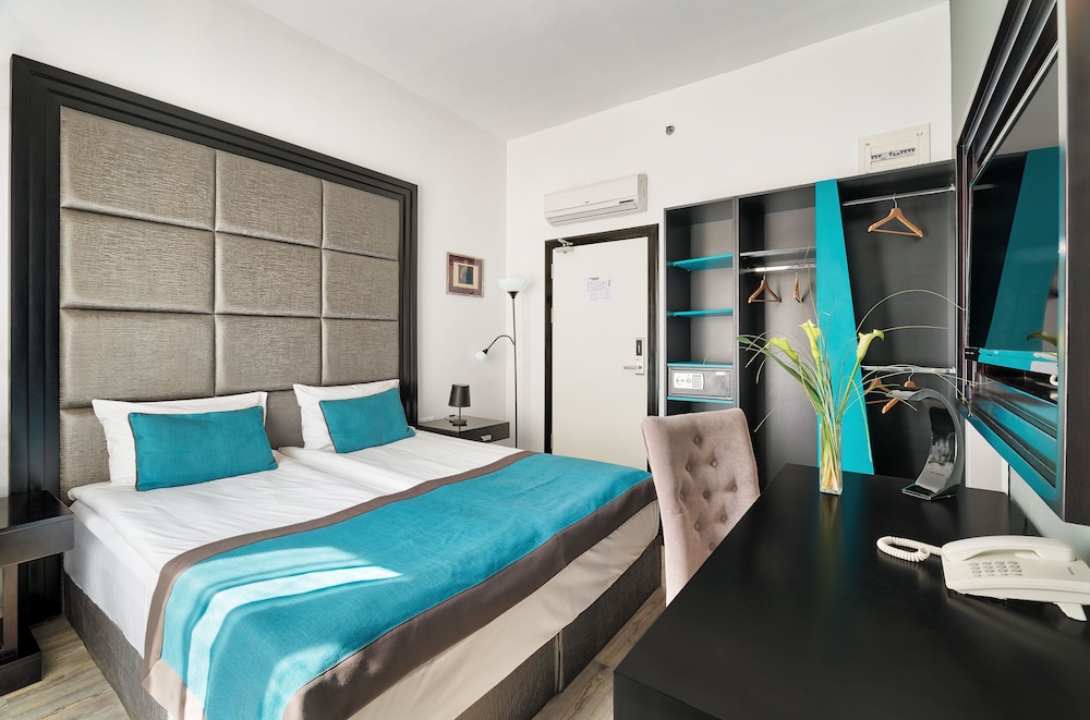Arcadia Hotel Budapest in Budapest | 2025 Updated prices, deals - Klook ...