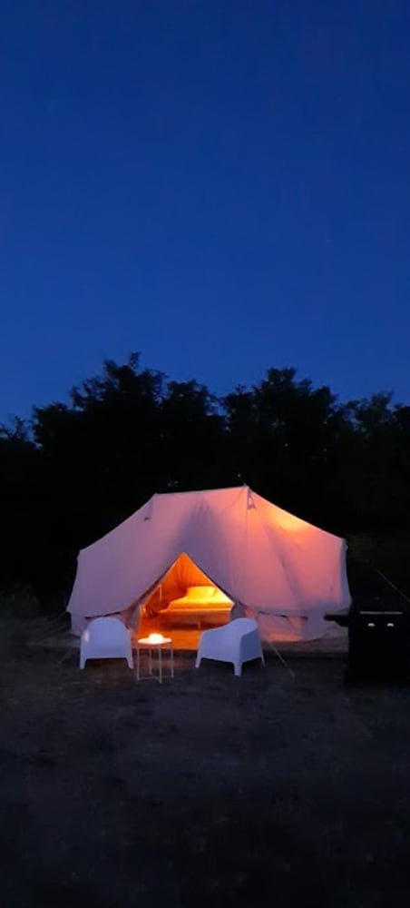 Glamping at an Agriturismo in the Vineyard in Ortezzano | 2023 Updated ...
