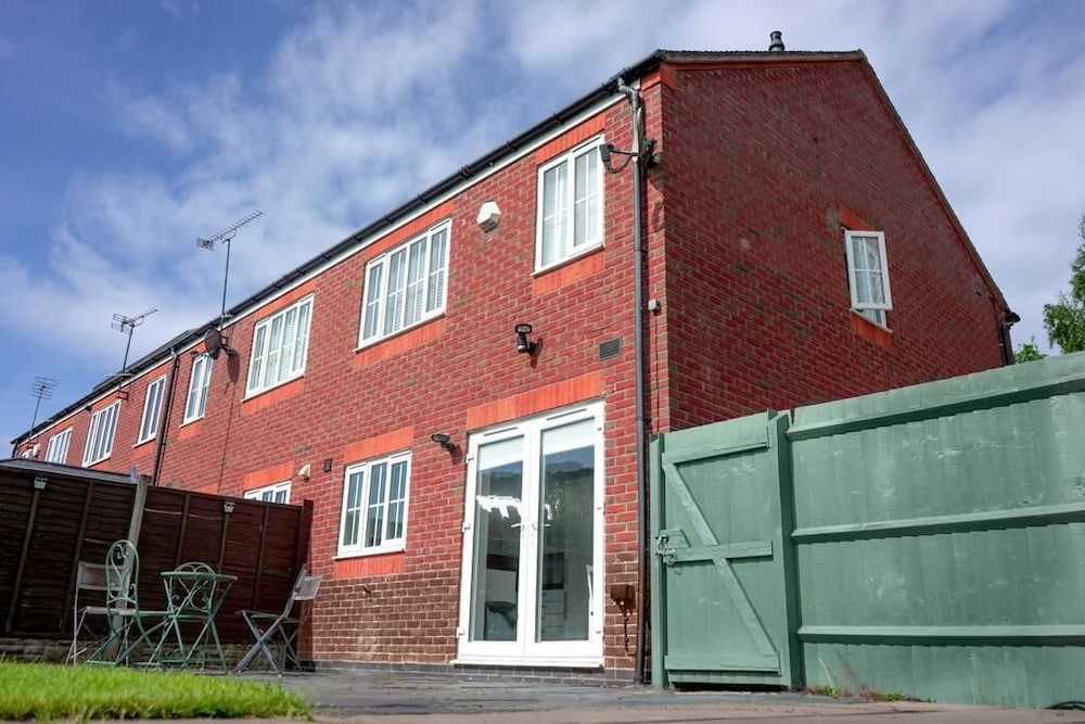 New Build Dickins Heath in Solihull | 2024 Updated prices, deals ...