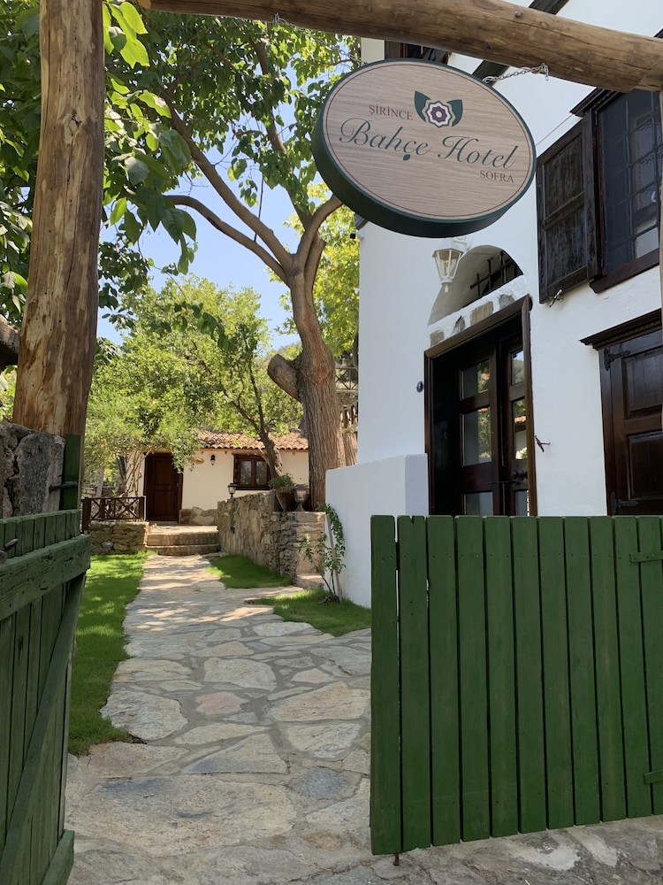 ŞİRİNCE BAHÇE HOTEL in Selçuk | 2025 Updated prices, deals - Klook ...