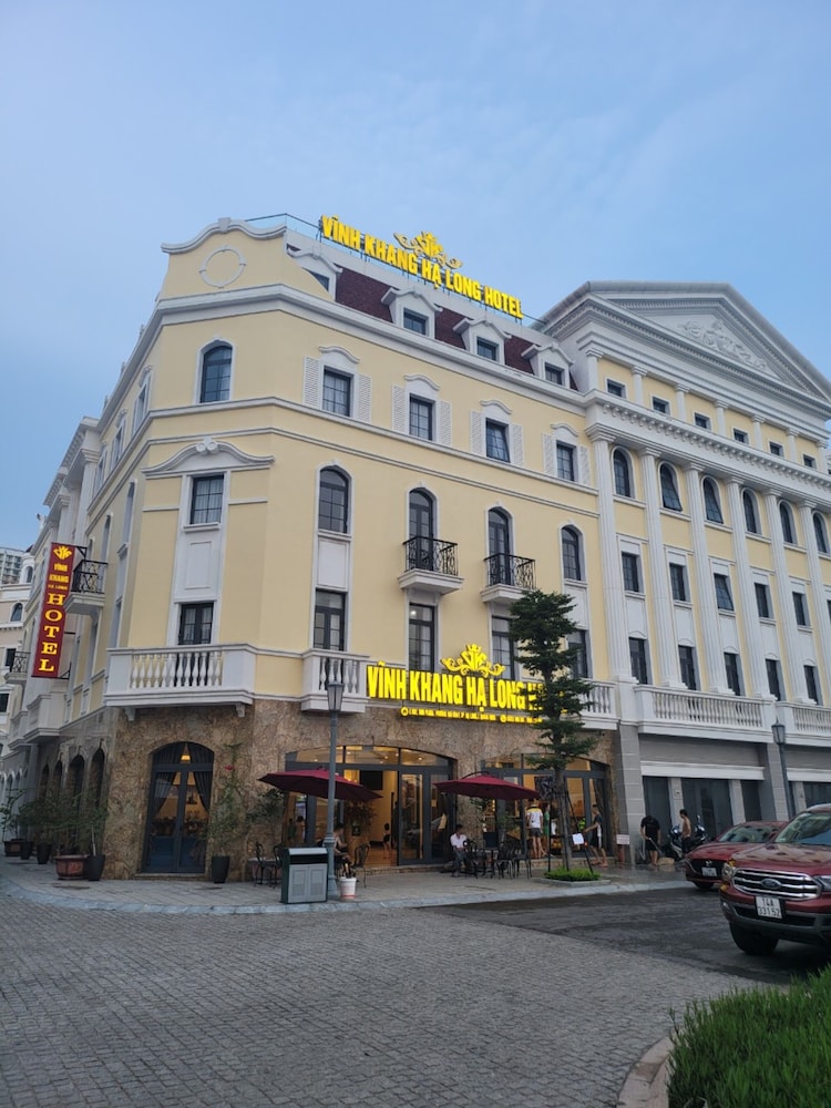 ViNH KHANG HA LONG HOTEL in Ha Long City | 2025 Updated prices, deals ...