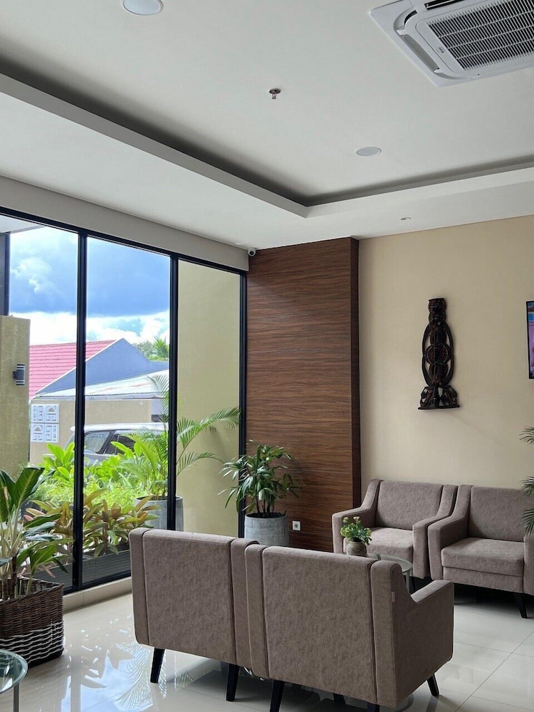 Grand Papua Hotel Sentani in Jayapura | 2025 Updated prices, deals ...