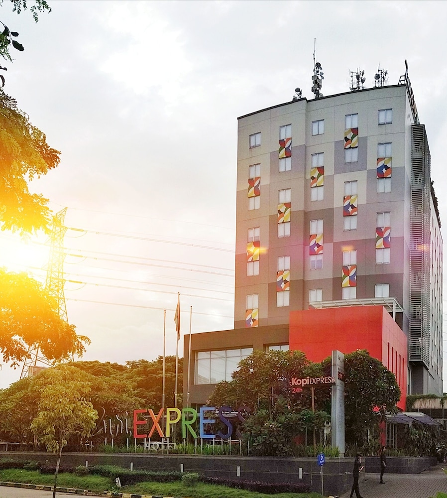 Zuri Express Lippo Cikarang in Bekasi city | 2025 Updated prices, deals ...