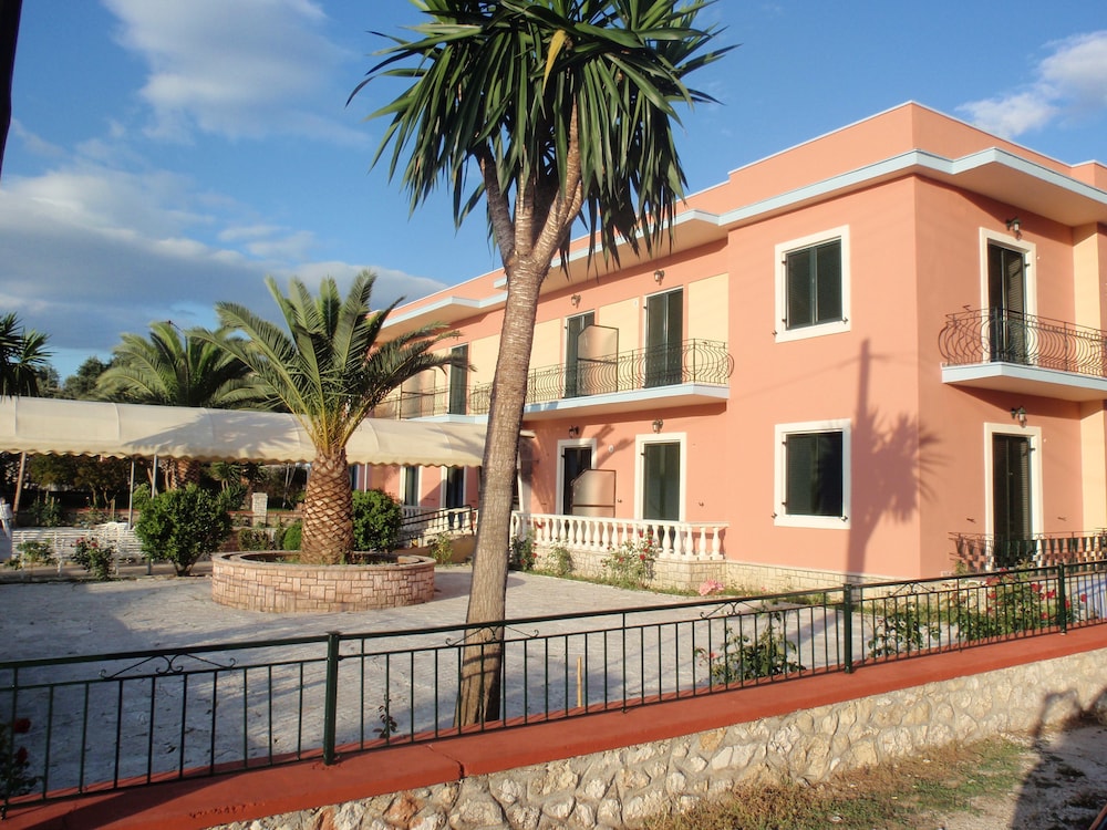 Argo Hotel in Municipality of Corfu | 2025 Updated prices, deals ...