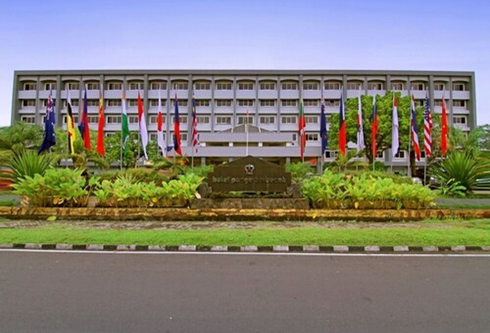 Hotel Pangeran Beach in Padang | 2025 Updated prices, deals - Klook ...