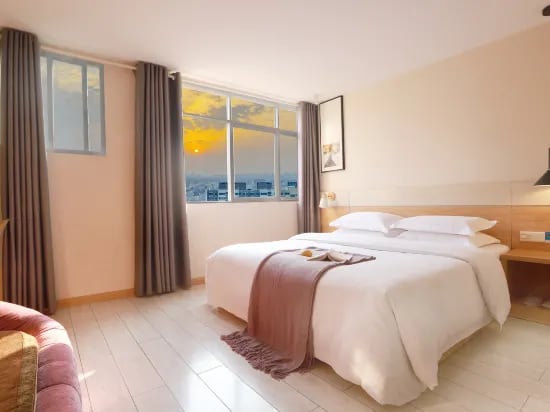 Mini Hotel (Yudu Changzheng Avenue Pengtai Department Store) in Ganzhou ...