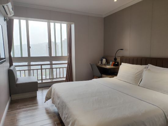 7 Days Inn Huaxin Street Light Tail Station,Guanyinqiao in Chongqing ...