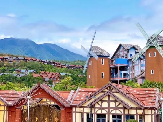 Heyuan Xiangshu Hot Spring Resort Villa ในHeyuan City | ราคาและดีลใหม่ ...