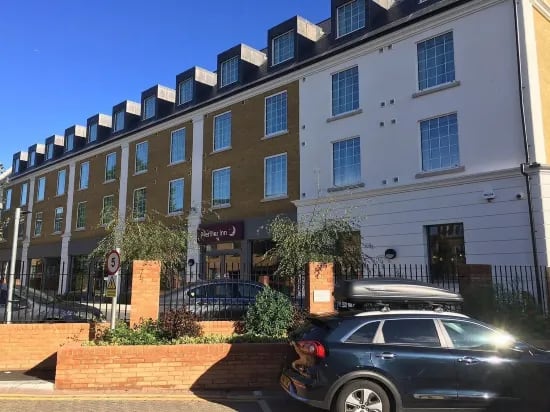 Premier Inn Epsom Town Centre in | 2024 Updated prices, deals - Klook ...