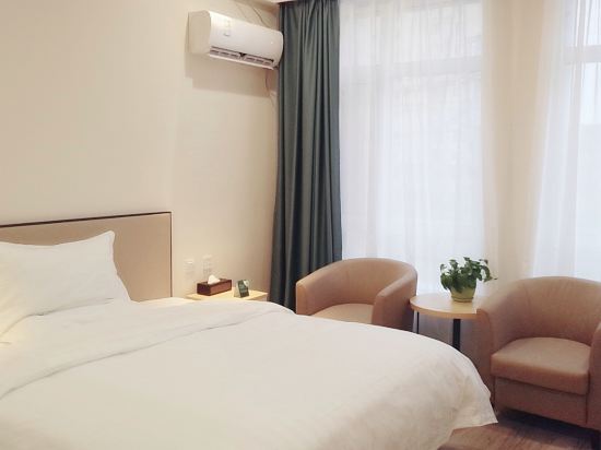 Northern Hemisphere Hotel (Wanda Plaza, Shenbei University town) in ...