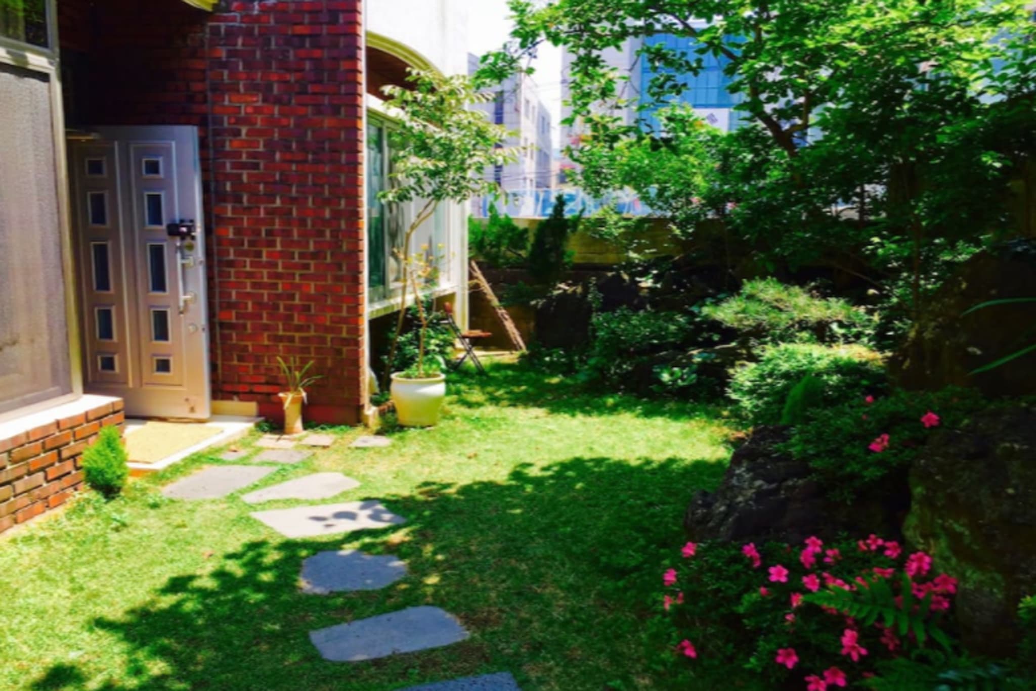 Suzy's Entire 80's Traditional House in Jeju | 2025 Updated prices ...